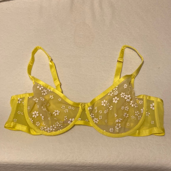 Savage X Fenty | Intimates & Sleepwear | Puff Daisy Unlined Bra | Poshmark